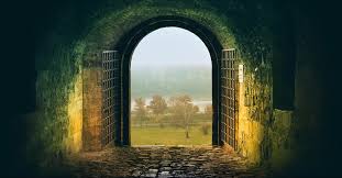 Dw - The Narrow and Wide Gates Matthew 7: 13-14 · The Teaching Ministry ...